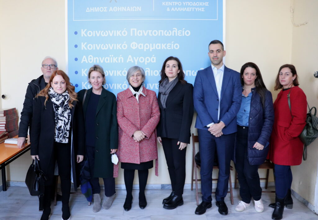 Δωρεά διατροφικών προϊόντων στο Κοινωνικό Παντοπωλείο από τη Wise ...