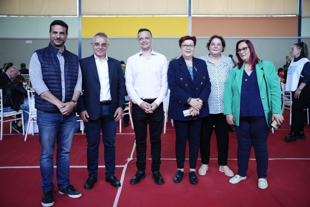 Πασχαλινό Γεύμα Αγάπης από το Κέντρο Υποδοχής και Αλληλεγγύης του Δήμου ...